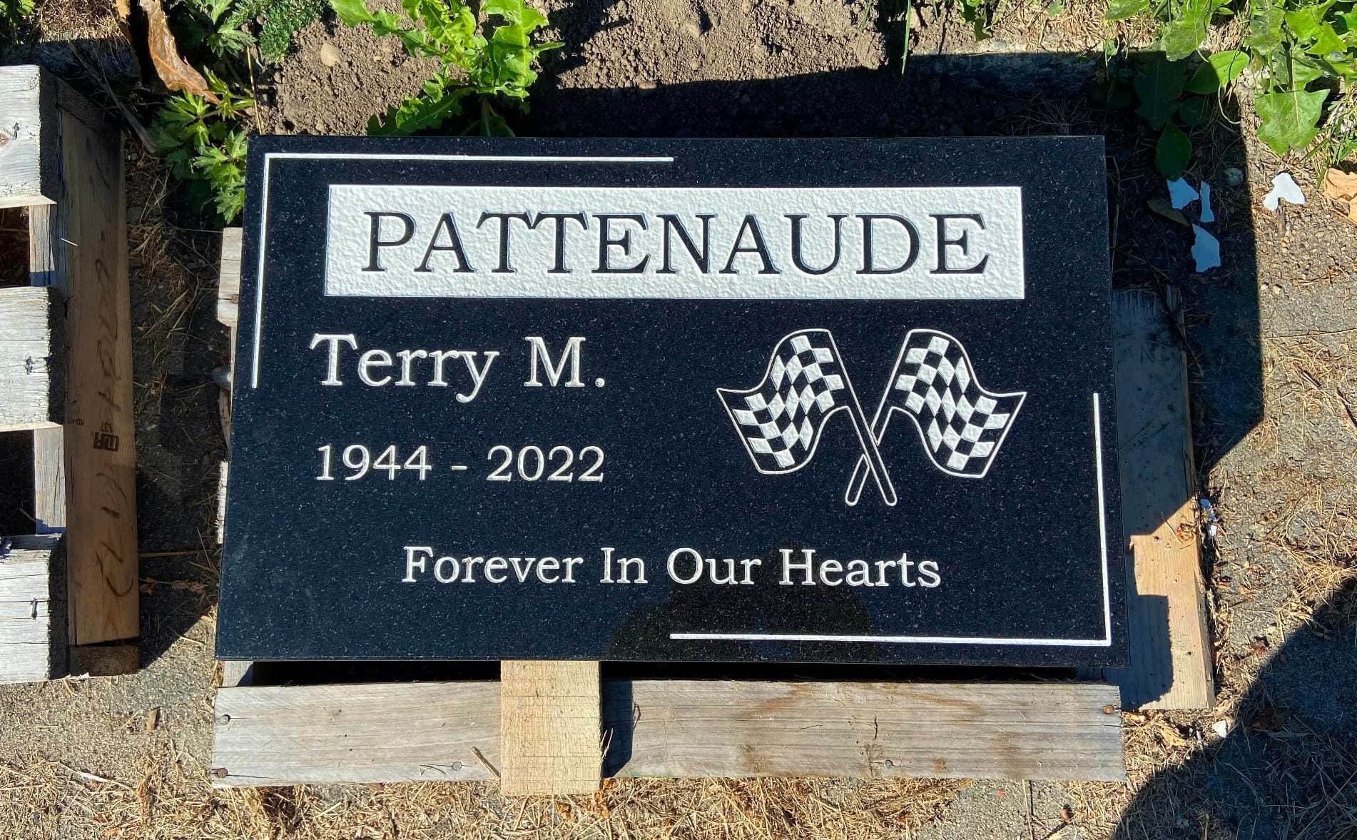 Granite Sloping & Pillow Monuments Gallery - Raincoast Memorials